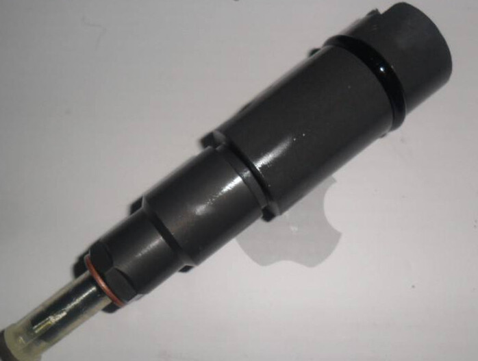 High Resistance Cummins Diesel Engine Parts Engine Fuel Injector C3975929